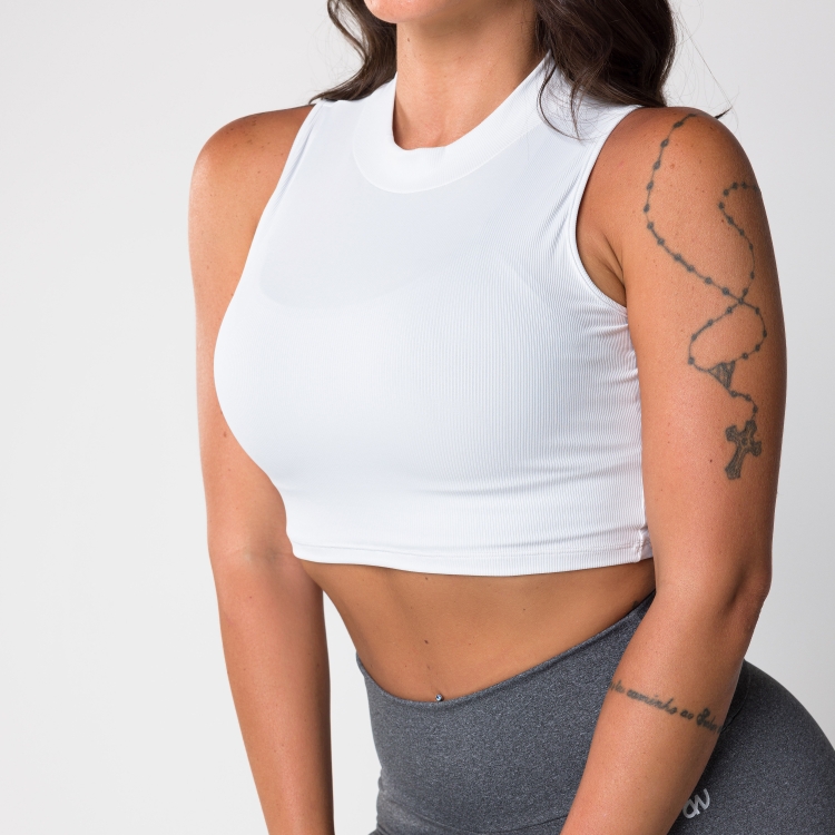 Cropped Branco Gola - Avvi