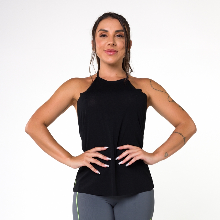 Regata Preta com Elástico nas Costas - Avvi