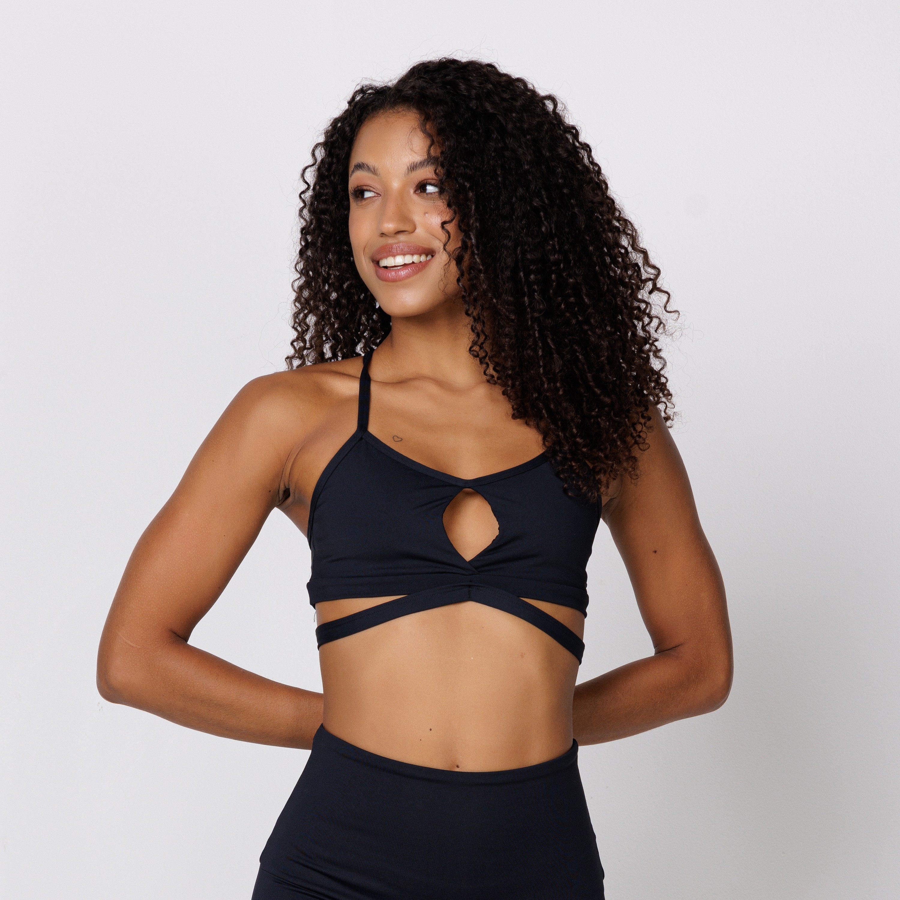 TOP FLOREST PRETO - Avvi