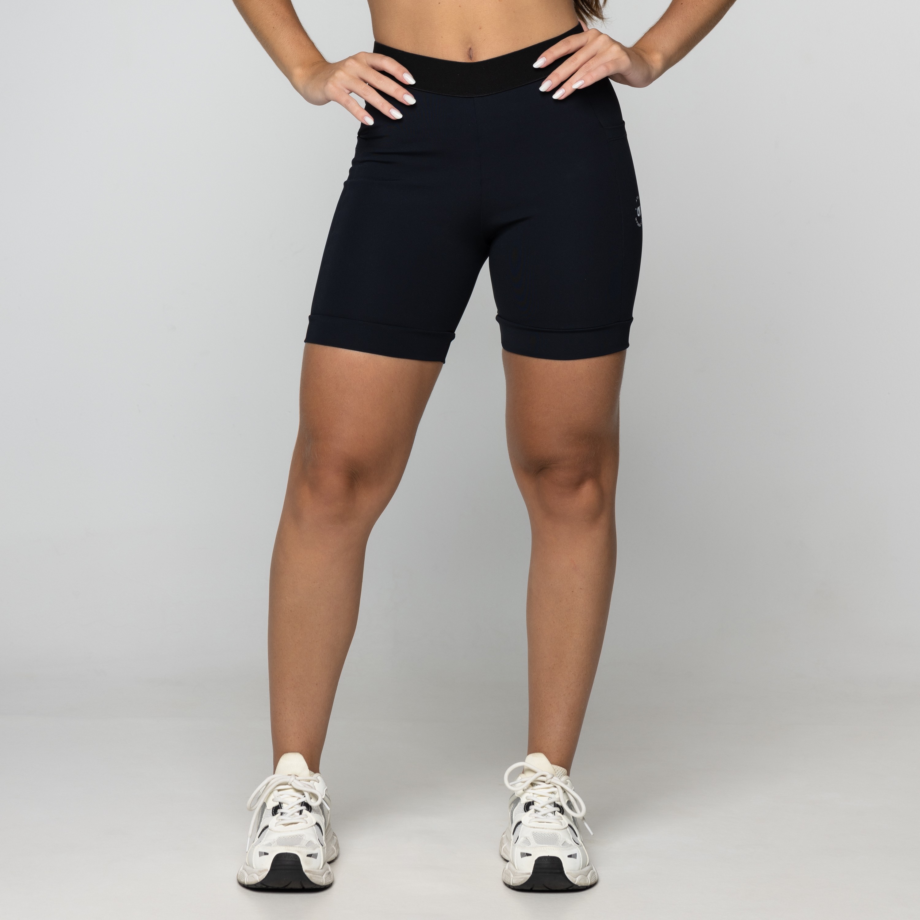 Short Resist Preto - Avvi