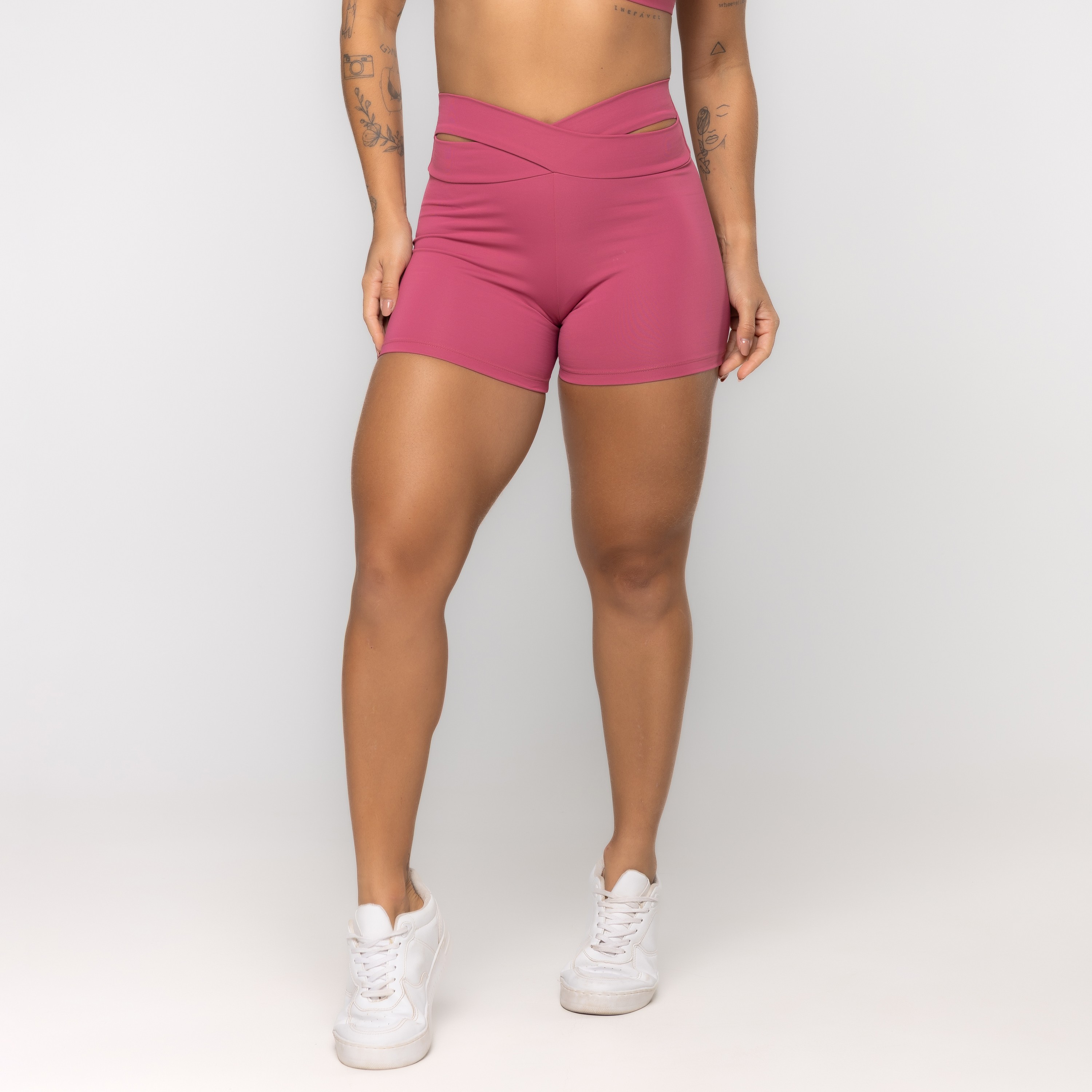 Short Level Líris - Avvi