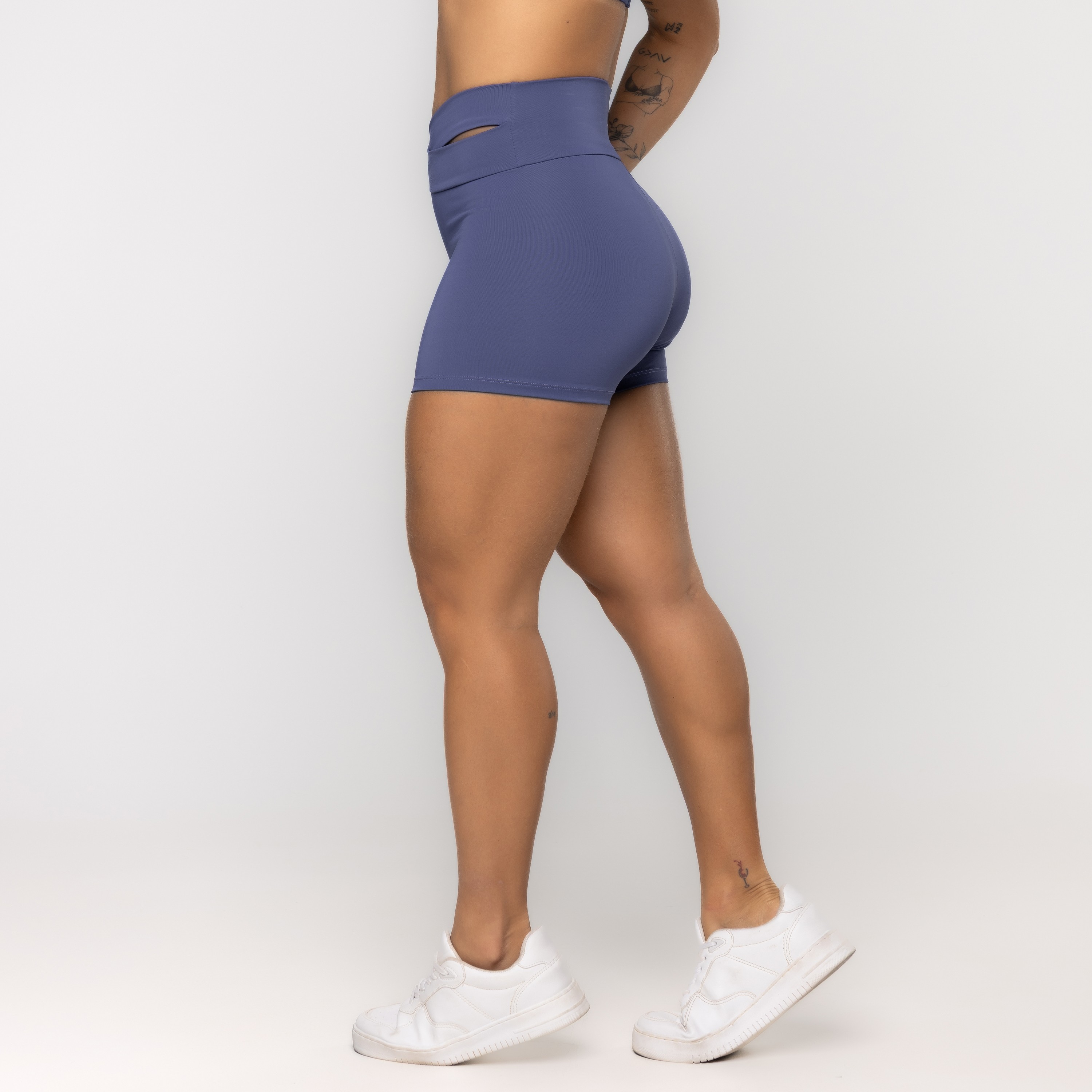 Short Level Netuno - Avvi